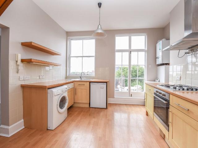 Hillfield Road, London NW6, 2 bed flat to rent, £2,600 pcm | PrimeLocation