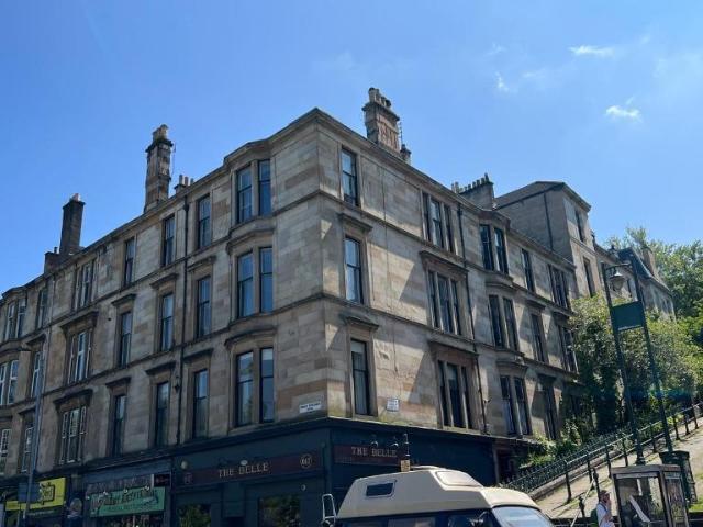 Hillhead Street, Glasgow G12 4 bed flat to rent £3,200 pcm £738 pw
