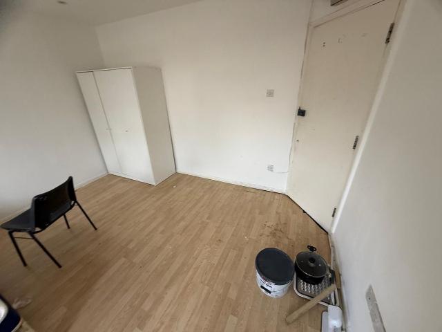 Hillingdon Parade, Uxbridge Road, Hillingdon, Uxbridge UB10, Studio to rent, £1,025 pcm | PrimeLocation