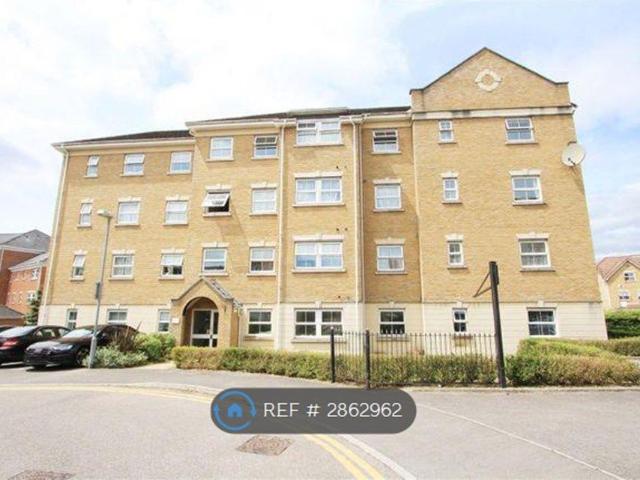 Hillingdon, Uxbridge UB8, 2 bed flat to rent, £1,600 pcm | PrimeLocation