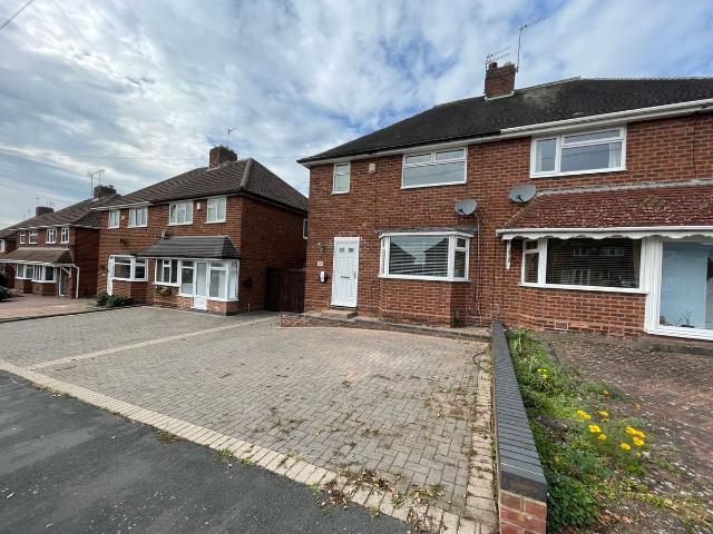Hillingford Avenue, Great Barr, Birmingham B43, 3 bed semi detached house to rent, £1,350 pcm | PrimeLocation