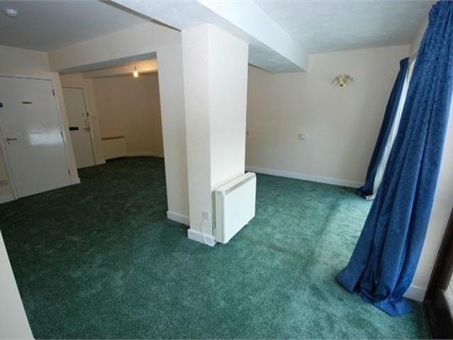 Hillmorton Road, Rugby, CV22