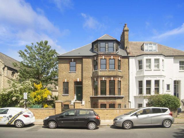 Hillmarton Road, Hillmarton Conservation Area N7, 2 bed flat to rent, £4,000 pcm | PrimeLocation