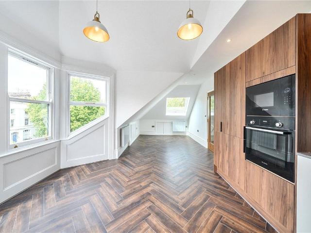 Hillmarton Road N7, London, 2 bed flat to rent, £4,200 pcm | PrimeLocation