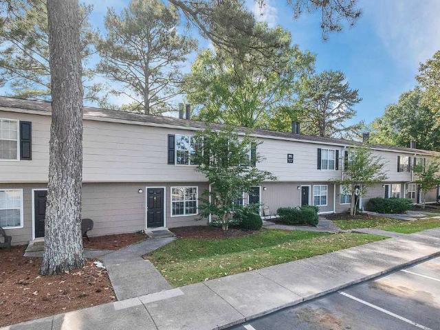 Hills at Oakwood 3 Bedroom Apartment for Rent at 4827 Jersey Pike, Chattanooga, TN 37416 Bonny Oaks Highway 58
