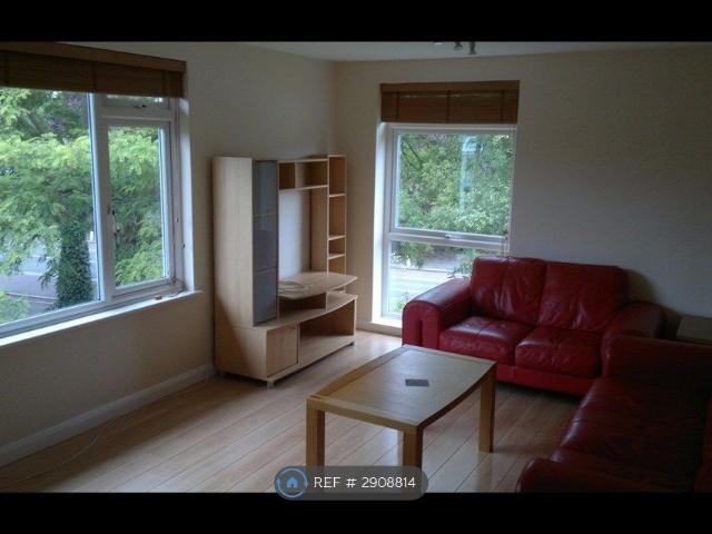 Hills Avenue, Cambridge CB1, 3 bed flat to rent, £1,800 pcm | PrimeLocation