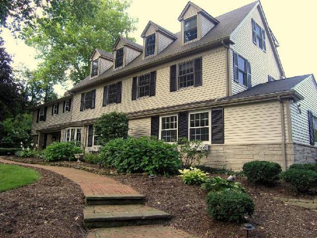 Hills & Dales Village Updated Family Living