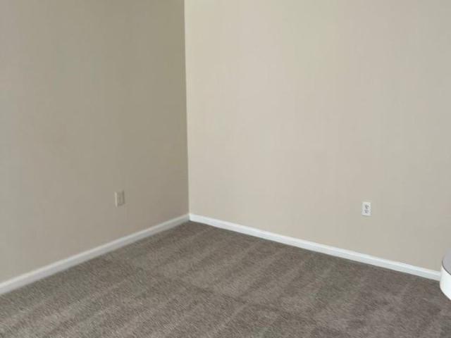 Hillsborough Pointe Apartments 2 Bedroom Apartment for Rent at Hillsborough Dr, Omaha, NE 68164 Hillsborough
