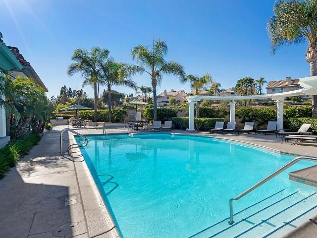 Hillsborough Park 2 Bedroom Apartment for Rent at 1501 S Beach Blvd, La Habra, CA 90631