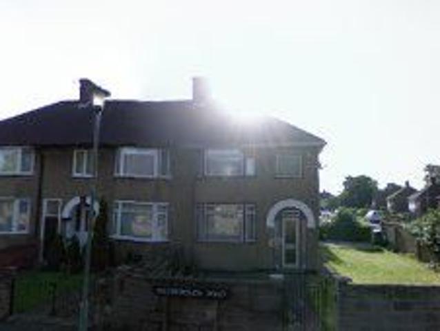 Hillsborough Road, Oxford OX4, 3 bed semi detached house to rent, £2,000 pcm | PrimeLocation
