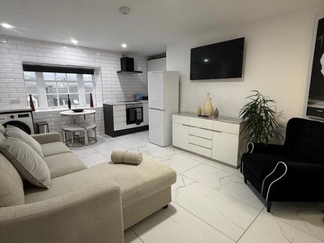 Hillsborough Works, Sheffield S6, 2 bed flat to rent, £1,195 pcm | PrimeLocation