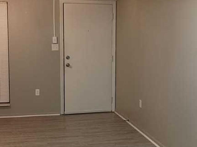 Hillsboro 1 Bedroom Apartment for Rent at 906 E D St, Hillsboro, KS 67063