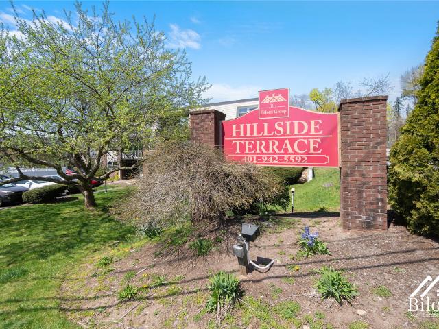 Hillside Terrace Apartments 1 Bedroom Apartment for Rent at 264 Fruit Hill Ave, North Providence, RI 02911