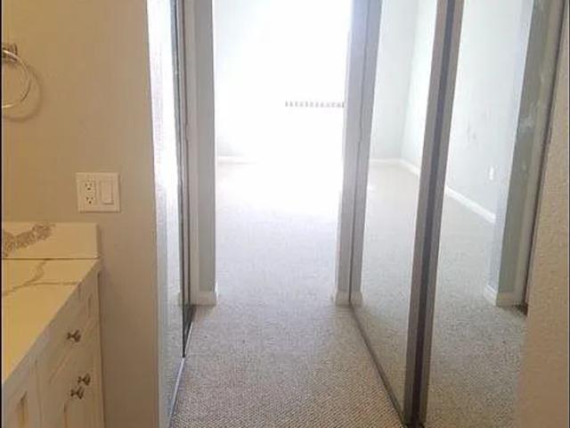 Hillside Terrace 2 Bedroom Apartment for Rent at 7245 Hillside Ave, Los Angeles, CA 90046 Hollywood Hills West