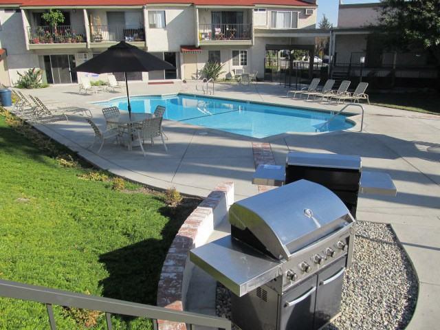 Hillside Village Apartments 1 Bedroom Apartment for Rent at 4343 Ocean View Blvd, La Crescenta Montrose, CA 91020 La Crescenta Montrose