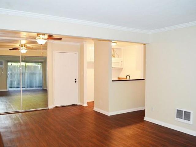 Hillside Village Apartments 1 Bedroom Apartment for Rent at 4343 Ocean View Blvd, La Crescenta Montrose, CA 91020 La Crescenta Montrose