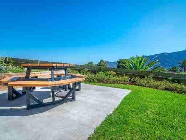 Hillside Village Apartments 1 Bedroom Apartment for Rent at 4343 Ocean View Blvd, La Crescenta Montrose, CA 91020 La Crescenta Montrose
