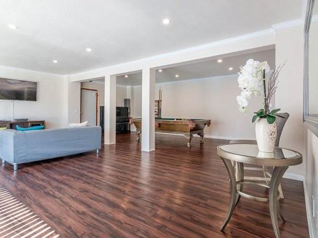 Hillside Village Apartments 2 Bedroom Apartment for Rent at 4343 Ocean View Blvd, La Crescenta Montrose, CA 91020 La Crescenta Montrose