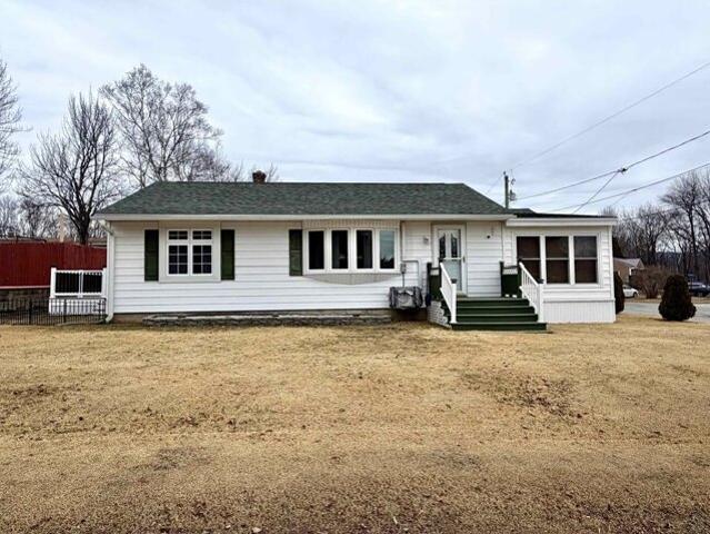 Hillside Ave, Berlin, Home For Sale