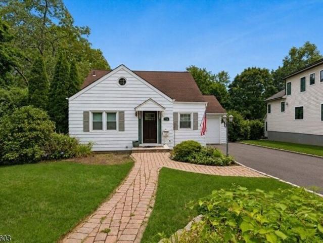 Hillside Ave, Livingston, Home For Sale