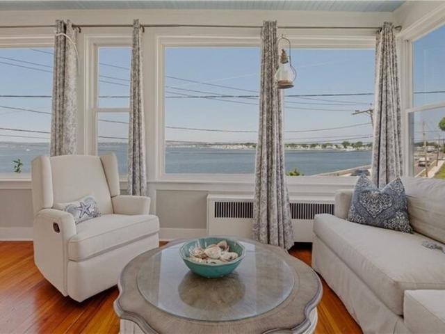 Hillside Ave, Tiverton, Home For Sale