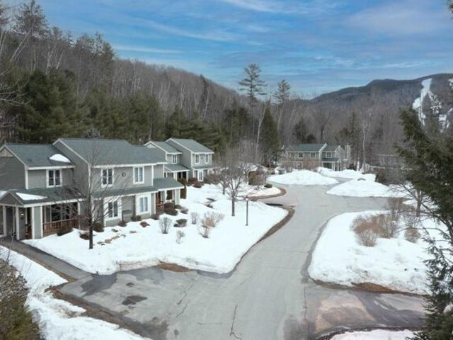 Hillside Cir Unit,lincoln, Condo For Sale