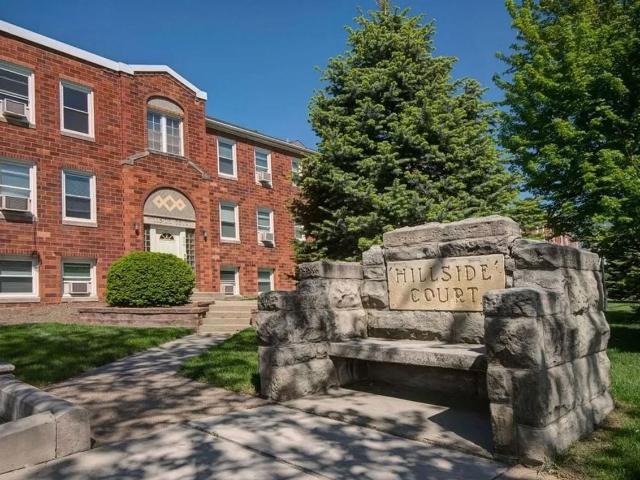 Hillside Court Apartments 304 N. 31st St 1 Bedroom Apartment for Rent at 304 N 31st St, Omaha, NE 68131 Gifford Park