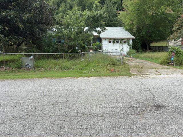 Hillside Dr