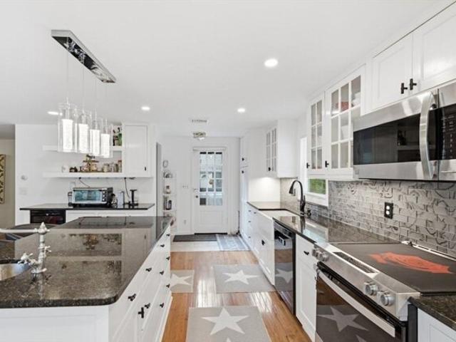 Hillside Dr, Barnstable, Home For Sale