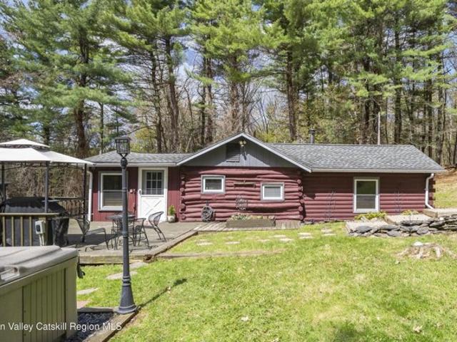 Hillside Dr, Copake, Home For Sale