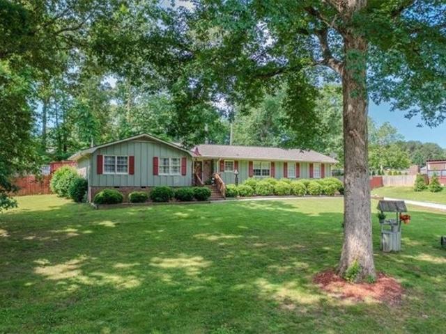 Hillside Dr, Rockmart, Home For Sale