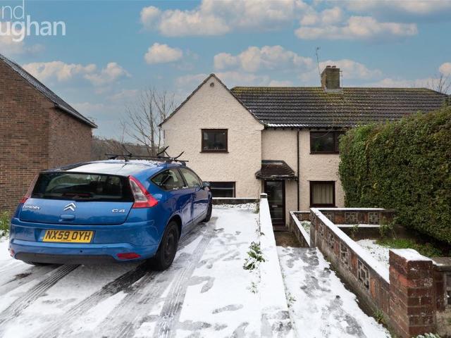 Hillside, East Sussex BN2 5 bed semi detached house to rent £3,142 pcm £725 pw