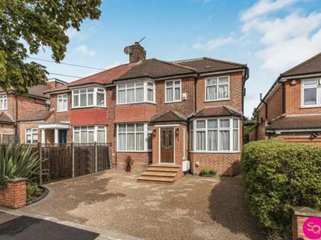 Hillside Grove, Mill Hill, 4 Bedroom Semi detached