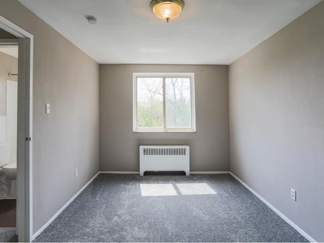 Hillside Meadows Studio Apartment for Rent at 1526 Parkline Dr, Whitehall, PA 15227 Whitehall