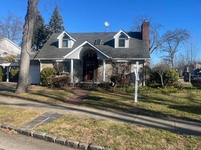 Hillside Park Dr, New Hyde Park, Home For Sale