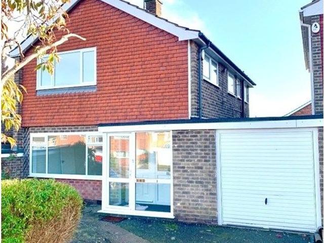 Hillside Road, Nottingham NG9, 3 bed detached house to rent, £1,750 pcm | PrimeLocation