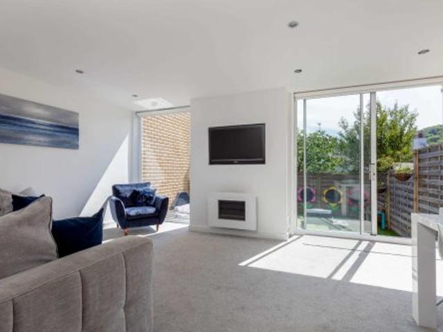 Hillpark Loan, Blackhall, Edinburgh