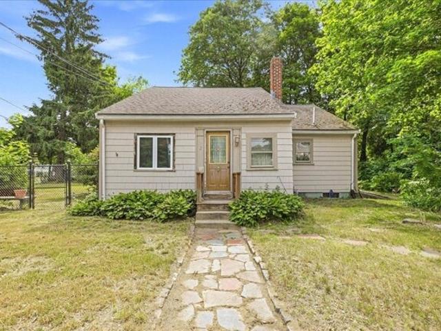 Hillwood Ave, Stoughton, Home For Sale
