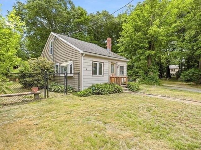 Hillwood Ave, Stoughton, Home For Sale