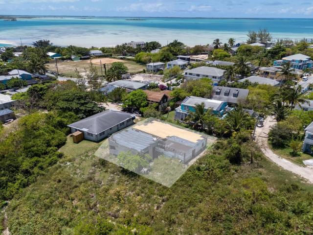 Hilltop Ocean & Bay View Lot, Harbour Island, BS, NE