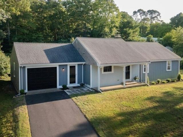 Hilltop Dr, Bourne, Home For Sale
