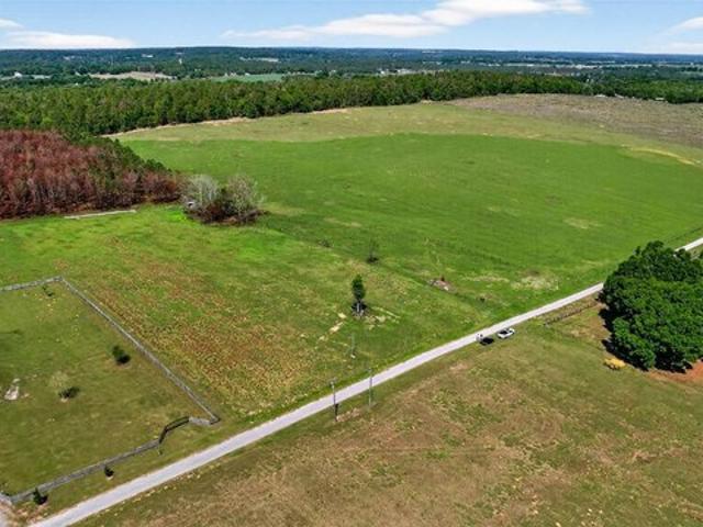 Hilltop Horizons Pl, Dade City, FL 33523