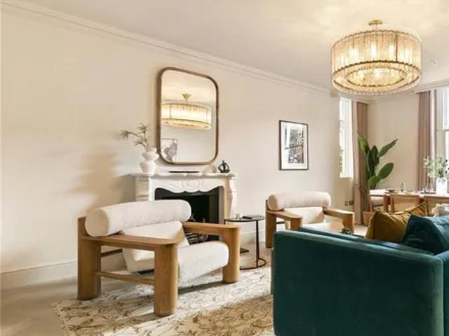 Hilltop Hotel, 26 Pembridge Gardens, London, W2 4DX, United Kingdom | 3 bed duplex for rent #167548443 | Rentberry