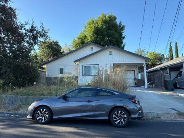 Hilltop Rd