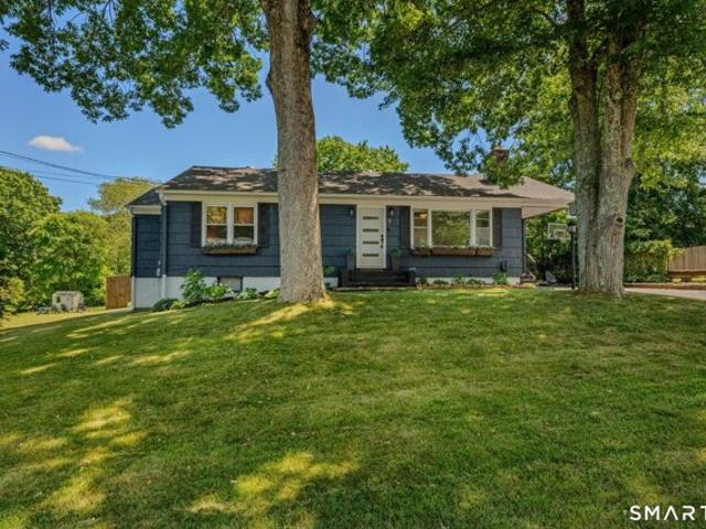 Hilltop Ter, Waterford, Home For Sale