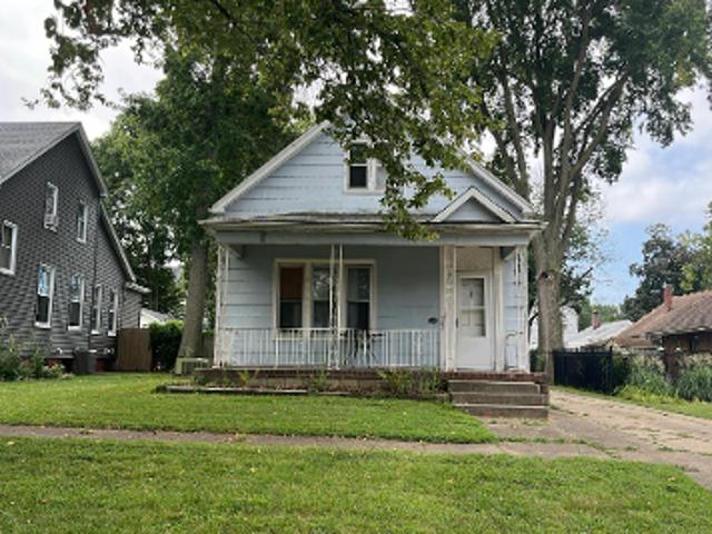 Hillyer St