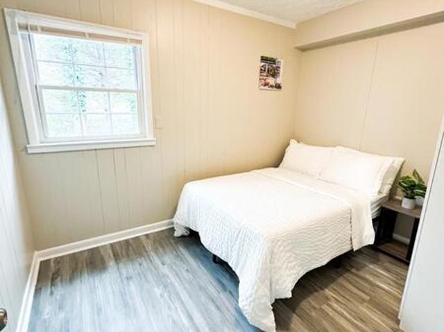 HIP and COOL Modern PadSplit Home! HUGE Bedrooms with space to chill. Work from Home with FAST WiFi! Don't Miss Out! BRAND NEW