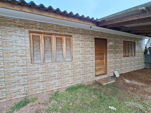 Hipica Casa 2 dormitório, pátio vaga 2 carros ALUGA!