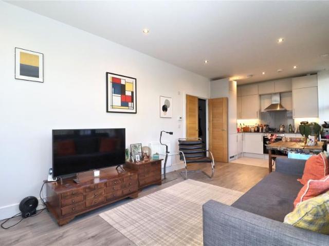 Hipley Street, Woking, Surrey, GU22