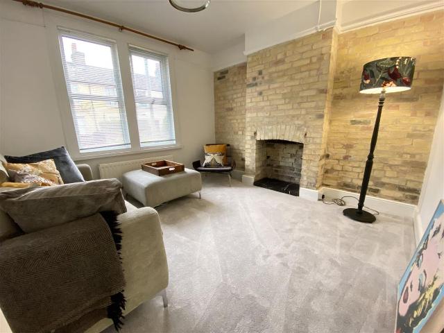 Histon Road, Cambridge CB4, 2 bed terraced house to rent, £2,100 pcm | PrimeLocation